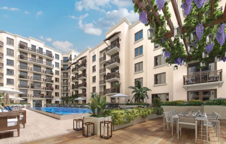 Pool - Merrick Manor